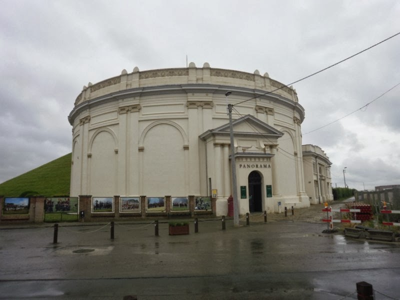 ¡ES LA GUERRA!: WATERLOO: ESTO ES HISTORIA